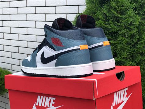 Женские кроссовки Nike Air Jordan синие с голубым, найк айр джордан ...