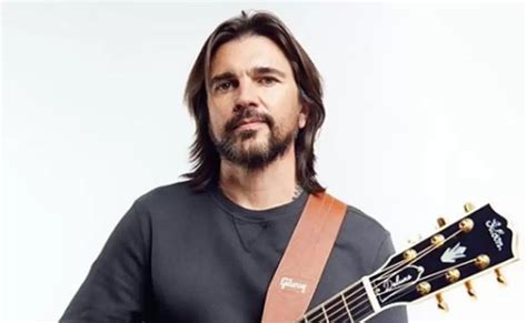 Sorpresa En El Metro De Medell N Juanes Disfrazado De Oso Presenta Su Nueva Canci N Fm Mundo