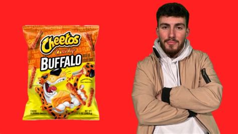 Radiou Crunchy Buffalo Cheetos Food Fight
