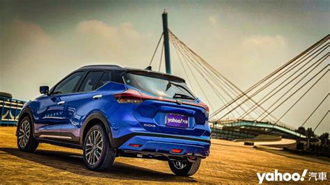 【新車圖輯】2022 Nissan Kicks旗艦版西岸試駕！小改款後真能再次踢出震撼？ Yahoo奇摩汽車機車