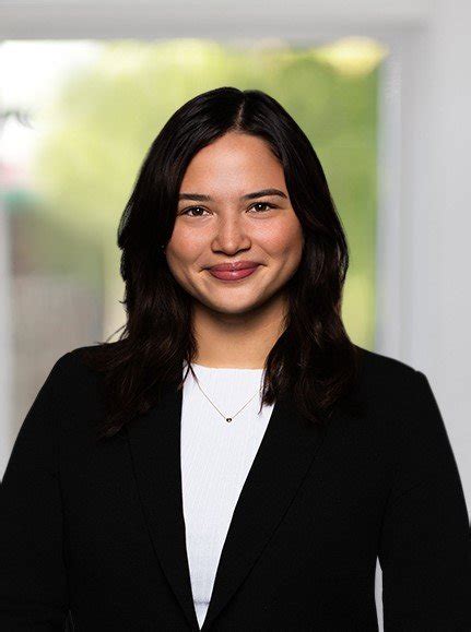 Cassandra Parker — Rennie