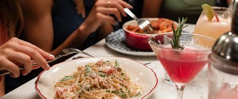 Italian Menu In Cincinnati Ohio Maggianos Little Italy