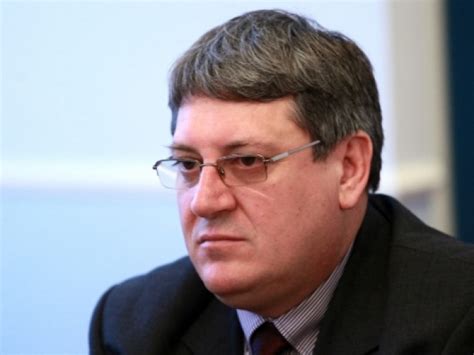 Шефът на НЗОК ще се обяснява пред депутатите Nova Bg