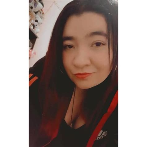 Pipi Flor Orellana Threads Say More