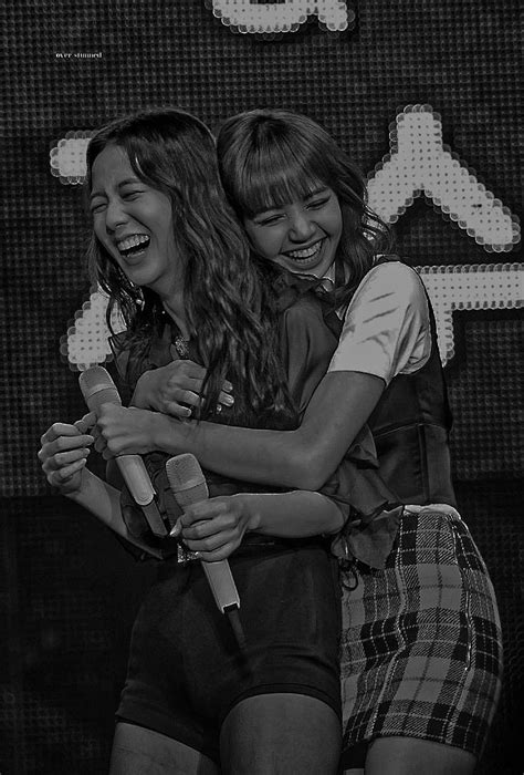 Pin By Only4kpop On Blackpink Friend Photos Blackpink Dark Aesthetic