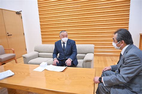 Web東海新報｜「農家としての誇りに」 新嘗祭に銀河のしずく献穀 世田米の阿部さん 農業振興への思い新たに