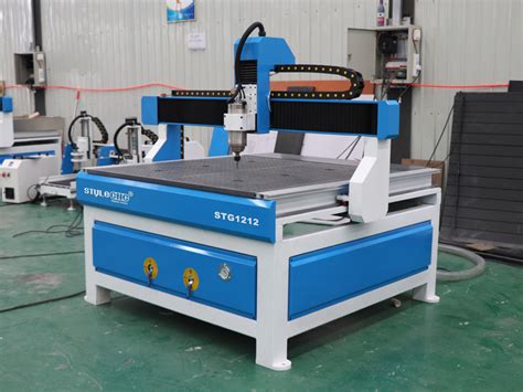 3 แกนราคาประหยัด 4x4 จำหน่ายเครื่อง Cnc Router และชุดโต๊ะ Stylecnc