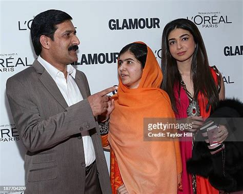 Ziauddin Yousafzai Malala Yousafzai Photos And Premium High Res