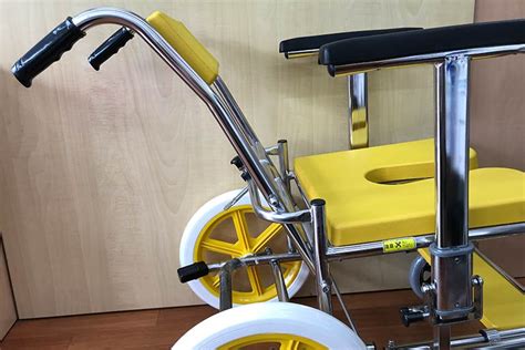 入浴・シャワー用車いす 介福本舗（かいふくほんぽ） 福岡市西区小戸にあるショールーム併設の福祉用具レンタル・介護用品販売ショップ