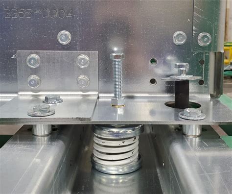 Spring Isolation Details Ddp Fans On Csaa Psca Units Trane Commercial Hvac Help Center