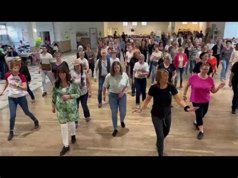 Western Girl Line Dance Mag