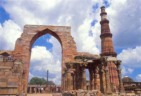 The Qutub Minar Complex Halal Trip India