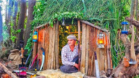 Building Wood Survival Shelter In Wildlands Bushcraft Survival