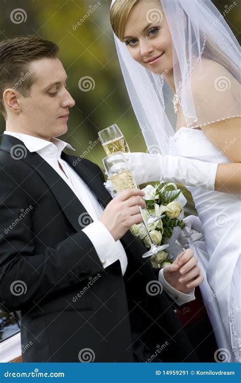 Bride And Groom With Champagne Glasses Stock Image Image Of Female
