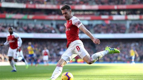 Transfer Juventus Turin Holt Aaron Ramsey Vom Fc Arsenal Eurosport
