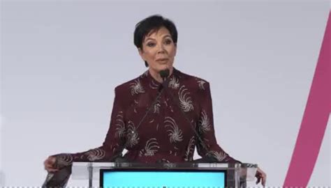 Kris Jenner In Tears As She Tells Kardashians About Tumour Discovery