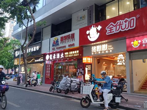 【11图】东晓南路地铁住宅商圈 周边多个大型楼盘 特色明火餐饮旺铺广州海珠东晓南晓港湾商铺商铺租售生意转让出租 广州58同城