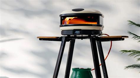 Best Pizza Ovens For Entertaining In 2025 Gourmet Traveller