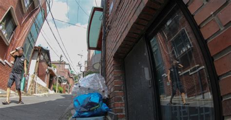 반지하는 비주거용으로 노후 고시원은 공공기숙사로···서울시 ‘지옥고에 주거 안전망 만든다