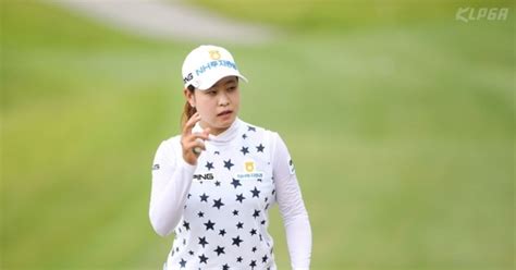 [포토] 홀아웃하며 인사하는 박민지