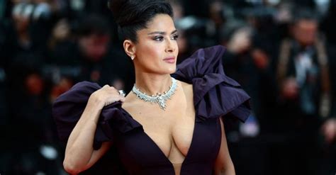 Salma Hayek Remembers ‘special Bond With Fools Rush In Co Star Matthew