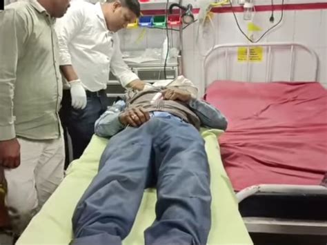 Bike Rider Injured In Road Accident रोड एक्सीडेंट में बाइक सवार घायल