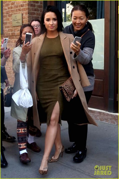 Demi Lovato On Baring It All For Vanity Fair I Wouldn T Have Done That Six Months Ago Photo