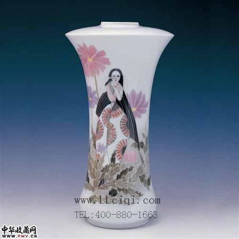 葵舞神灯瓶，h37cm，醴陵釉下五彩手绘，陶瓷礼品花瓶 藏家展厅 收藏资讯艺术家书画家书画名人书法家 中华收藏网