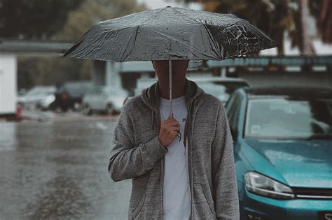 Illinois Meteorologist Shares Important Soggy Butt Reminder