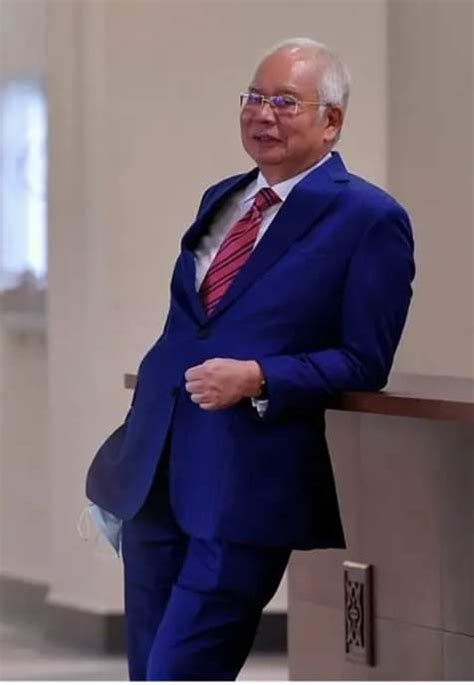 Lembaga Pengampunan Setuju Kurangkan Hukuman Dan Denda Najib