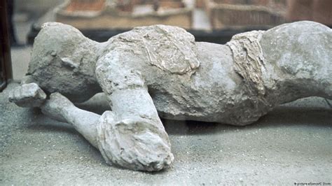 Why Is The Eruption Of Mount Vesuvius So Infamous