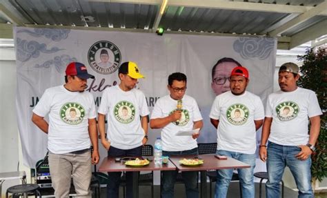 Jarkom Khatulistiwa Deklarasi Dukung Taufik Madjid Di Pilgub Maluku