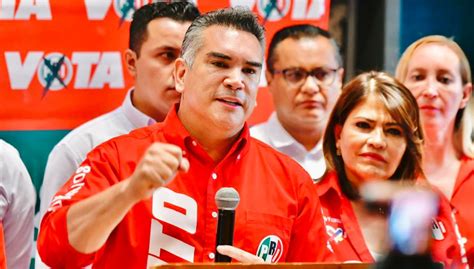 Exgobernadores Expresidentes Y Militantes Del Pri Exigen Renuncia De