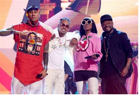 Ozuna Brilla Nuevamente En La Tarima De Los Premios Billboard Wow La