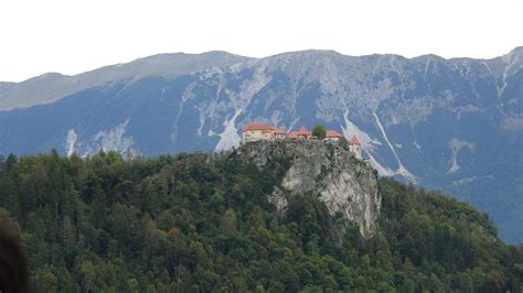 01 2023년 9월 25일 슬로베니아 ‘알프스의 진주 블레드 호수lake Bled와 블레드 성 Bled Castle