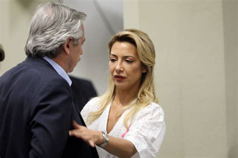 Revelan Fotos De Hematomas De La Expareja De Alberto Fernández Tras