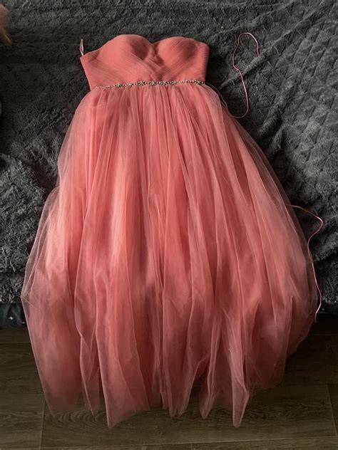 Сукня на випускний — ціна 700 грн у каталозі Вечірні сукні Купити жіночі речі за доступною ціною