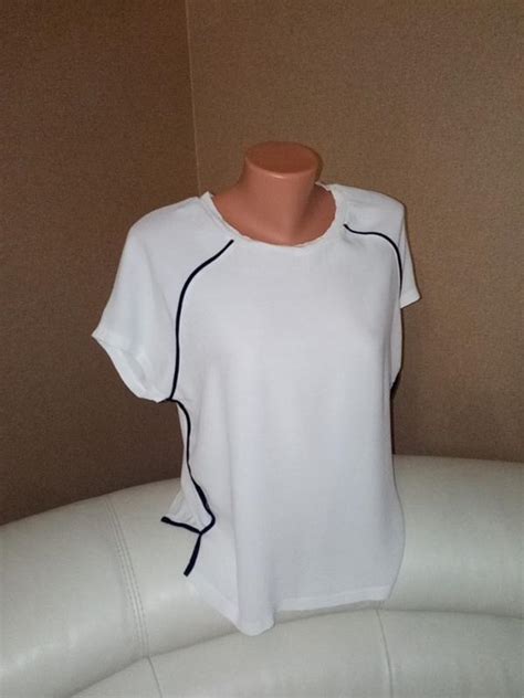 Футболка — ціна 230 грн у каталозі Футболки Купити жіночі речі за