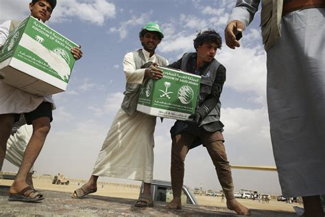 Saudi Arabia At War With Yemen Rebels Sends Aid To Nation Ap News