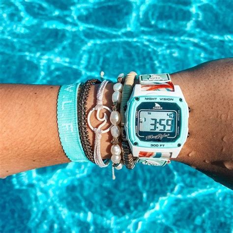 Shark Classic Clip Aloha Paradise Green Freestyle Watch Preppy