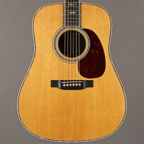 Martin Acoustics Shop Vintage And Pre Owned Martin Guitars Emerald