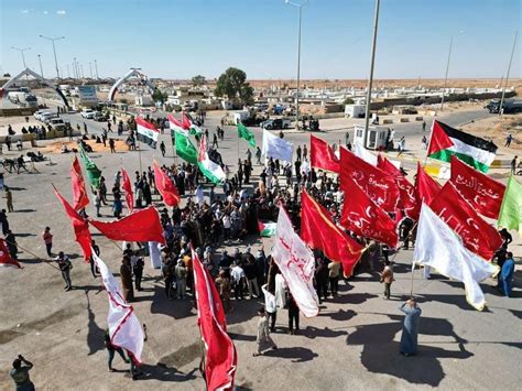 وزير الصدر يصف المشاركين بالتجمهر عند الحدود العراقية بالفاسدين لا