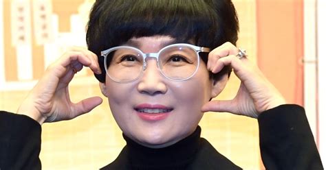 [포토]볼 하트 만들어 보이는 팽현숙