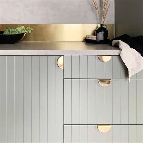 Hjördis 80 Shiny Brass Knobs In Aluminium