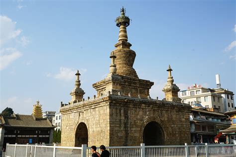 昆明官渡金刚宝座塔 中国著名古佛塔之八 Journal Chinois En France 欧洲看中国 Regards Sur