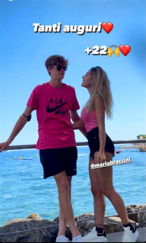Sinner scatenato a Maria Braccini il regalo più bello