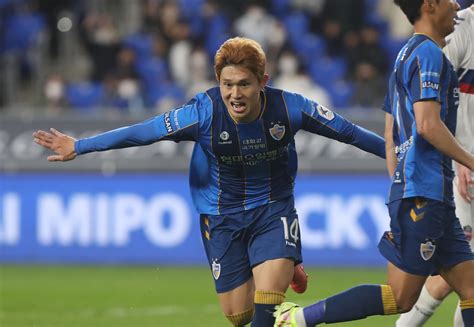 프로축구 울산 이동경 K리그1 10월의 선수 중앙일보