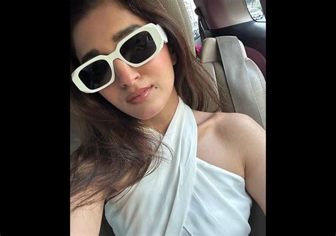 Nidhi Shah Aka Anupama Kinjal Visits Dubai For Vacation Shares Photos
