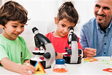 Детска градина „ЛайтХаус“ Тук децата започват деня с вълнение и усмивка Eva Bg