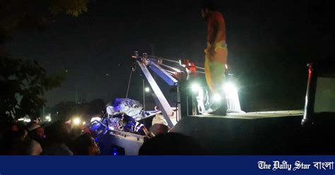 নরসিংদীতে মাইক্রোবাস কাভার্ডভ্যান সংঘর্ষে নিহত ৪ আহত ৯ The Daily